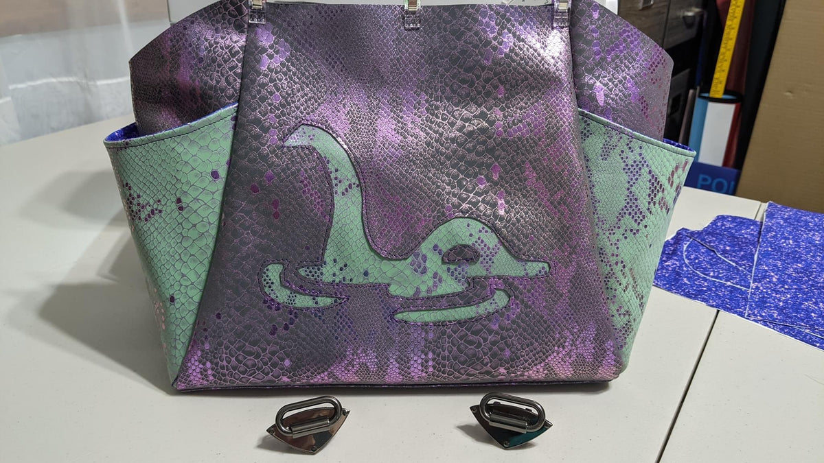 Shimmer Scales – Impish Geek Designs